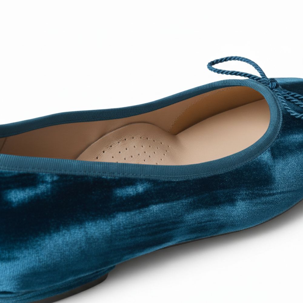 Clara | Extra-Wide Fit Ballet Flats in Blue Velvet – Sargasso and Grey
