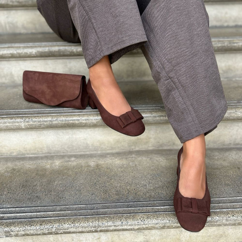 Extra-wide Fit Chocolate Brown Suede Court Block Heels – Sargasso and Grey